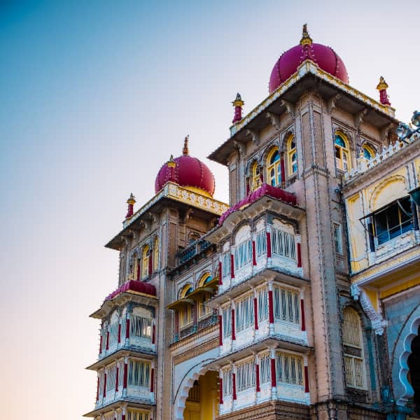 Palace Walk - Gully Tours